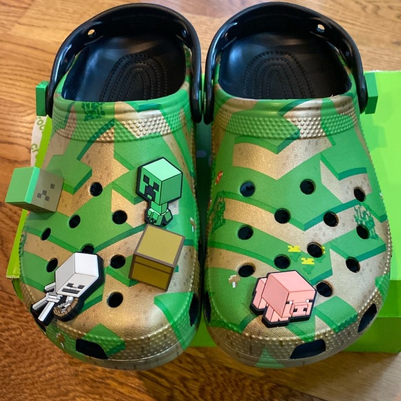 CROCS | Shoes | Crocs Minecraft Edition Sz 5 Mens New | Poshmark